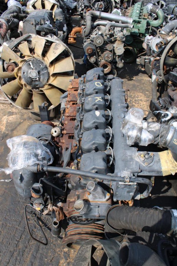 ISUZU 4JJ1 ENGINE AND GEARBOX - Sterling Trucks