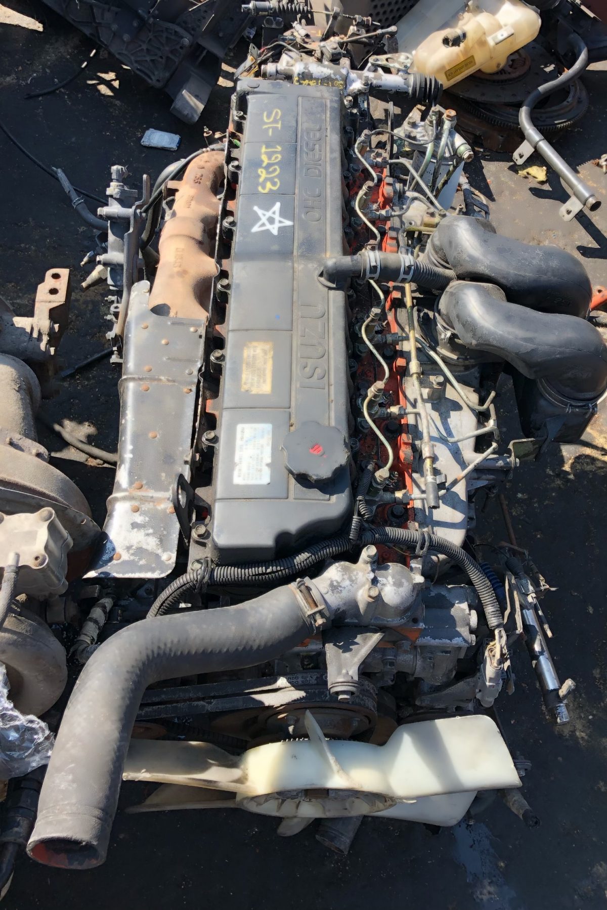 ISUZU 6HH1 ENGINE AND GEARBOX - Sterling Trucks