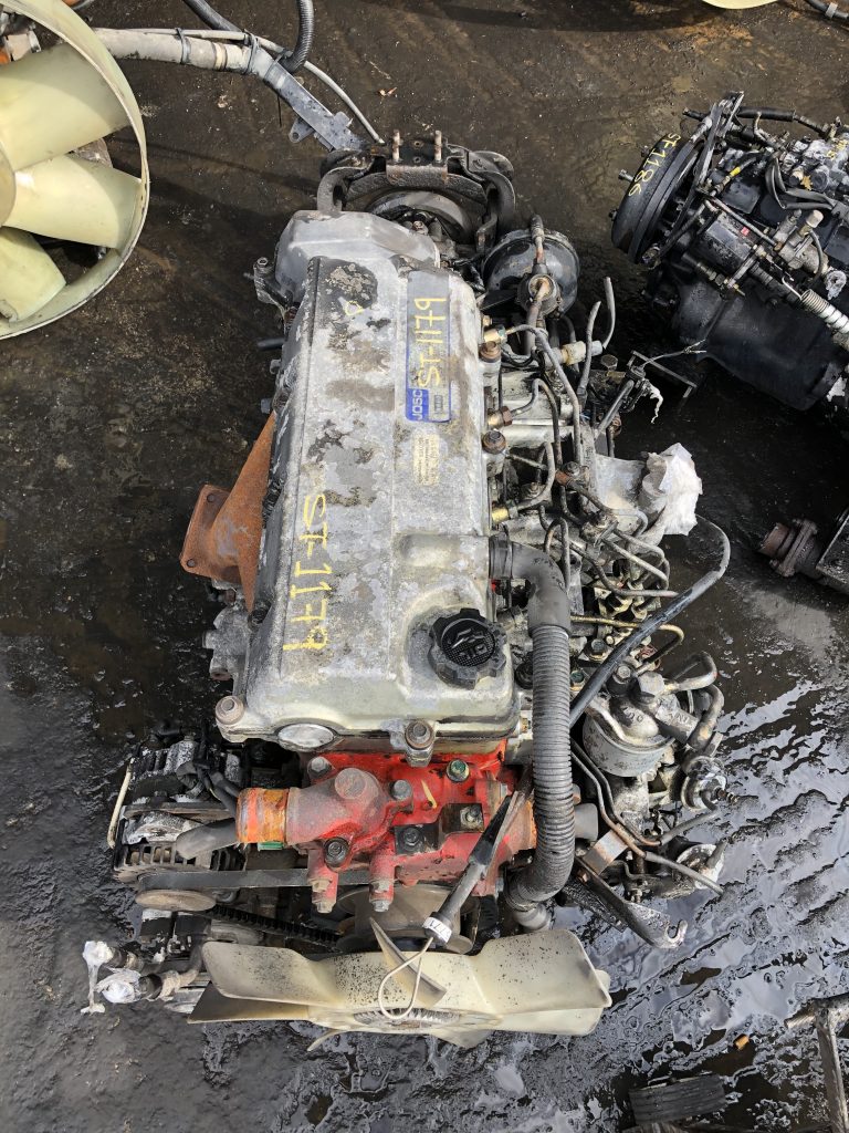 HINO JO5C NON TURBO ENGINE WITH GEARBOX - Sterling Trucks