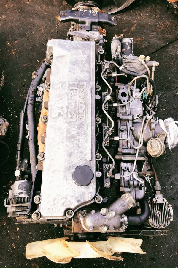 ISUZU 4HE1 ENGINE AND GEARBOX - Sterling Trucks