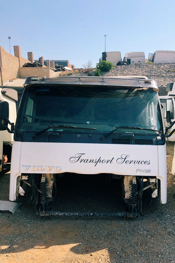 VOLVO FH12 CABIN - Sterling Trucks